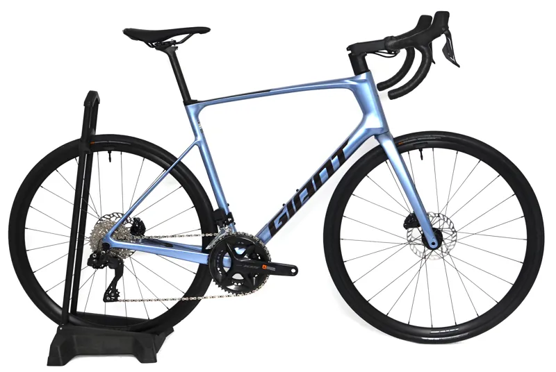 Ex Demo Giant Defy Advanced 1 2025 Carbon Endurance Road Bike - Large ...