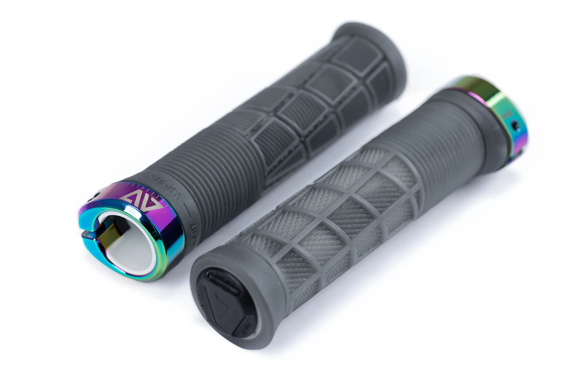 Cube Acid Disrupt MTB Grips - Translucent Black/Oil Slick